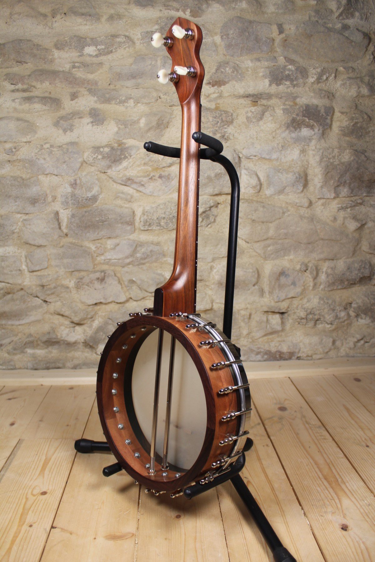 Walnut / Grenadillo Irish Tenor - Hutchings Banjos